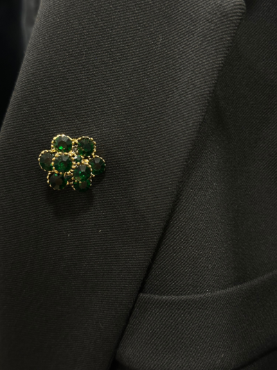 Broche fantaisie femme tendance / Mademoiselle Louise